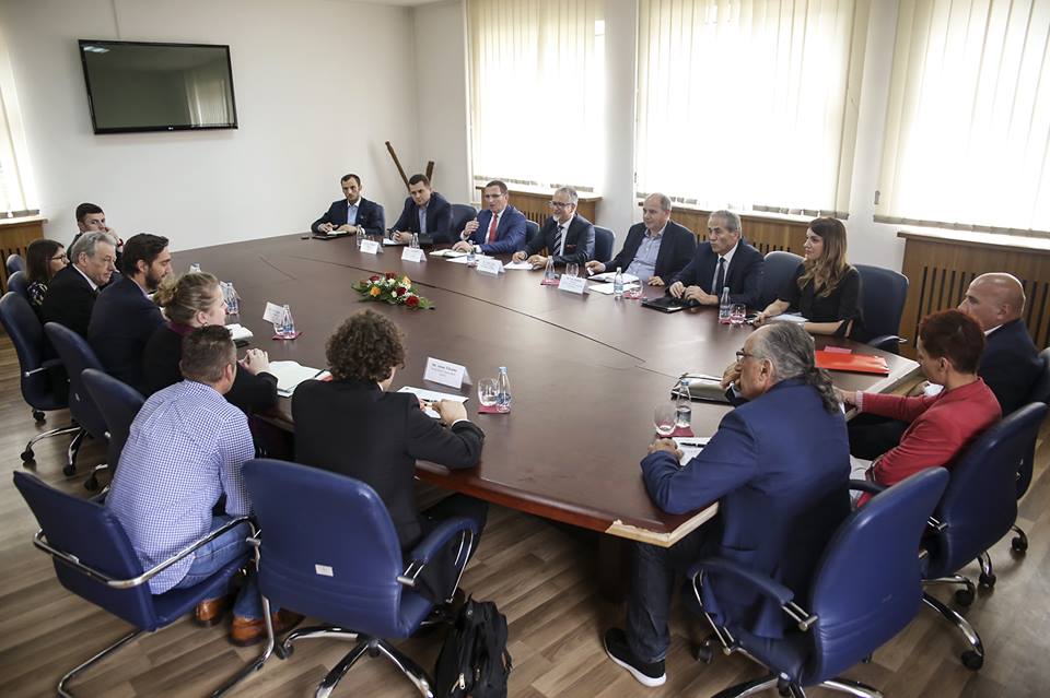 Prishtina drejt anëtarësimit në Rrjetin Evropian të Qyteteve të ...