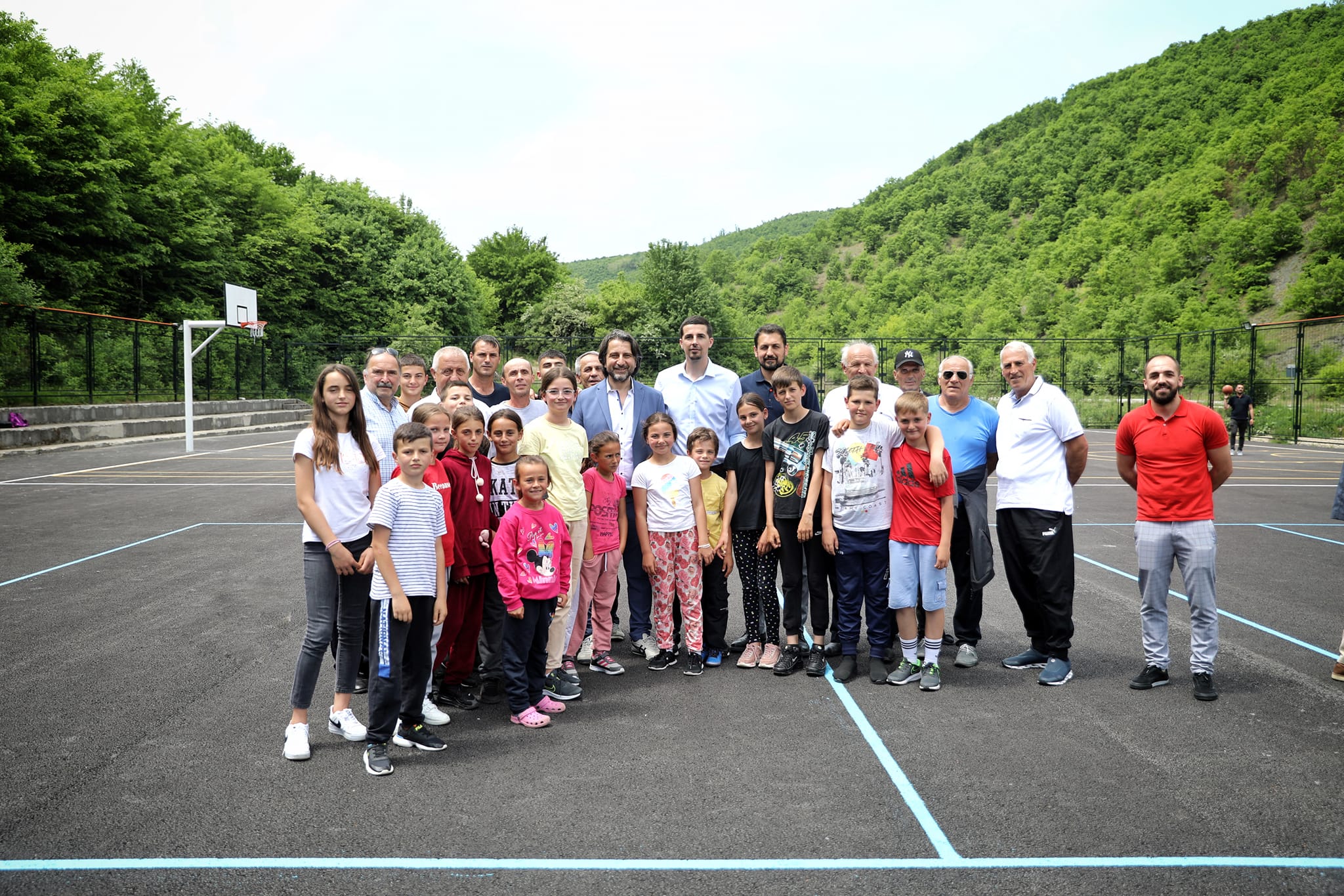 Përurohet fusha e re sportive në fshatin Grashticë - Komuna Prishtina
