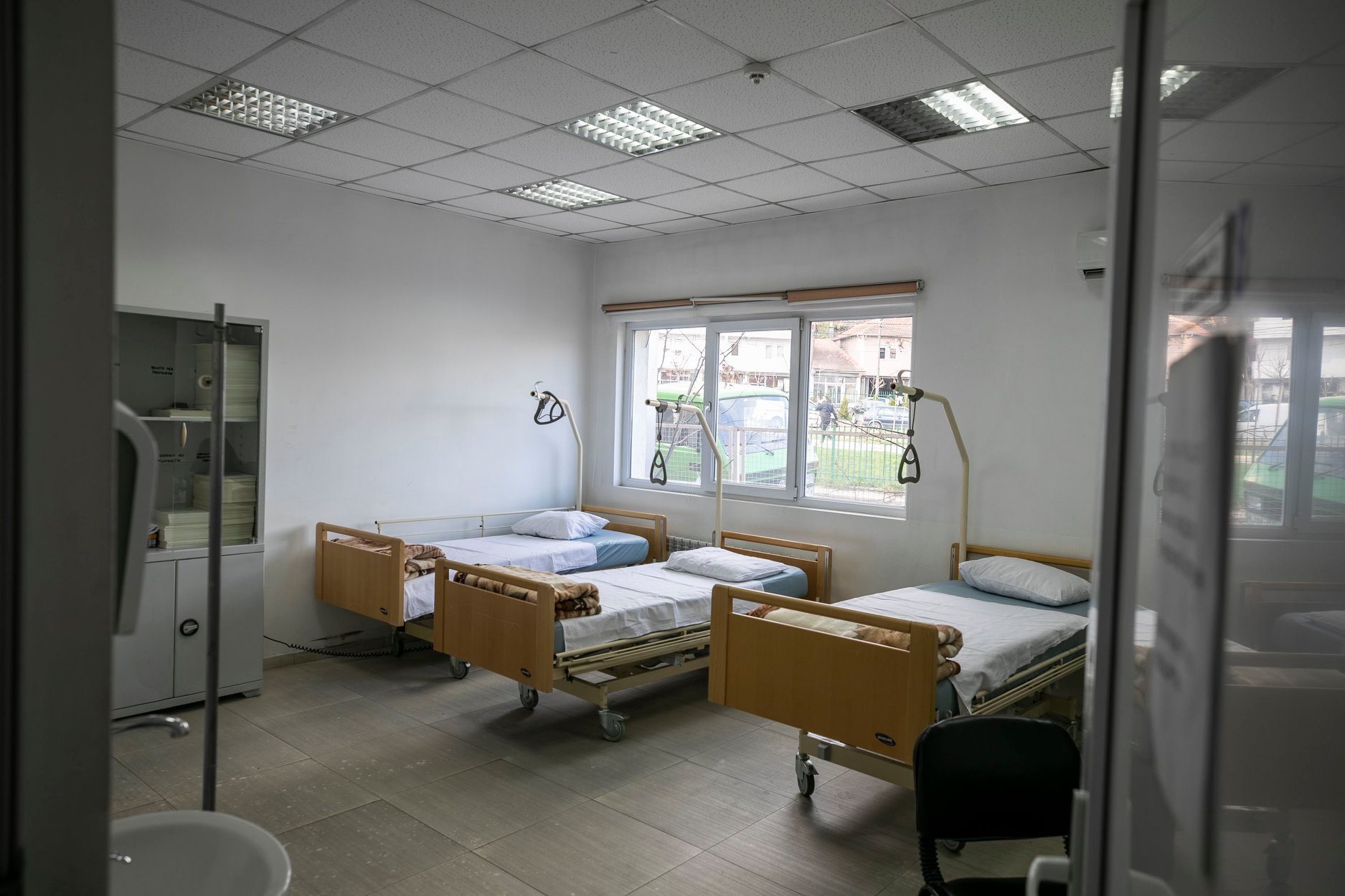 QMF 2 pajiset me shtretër të rinj për pacientë - Komuna Prishtina