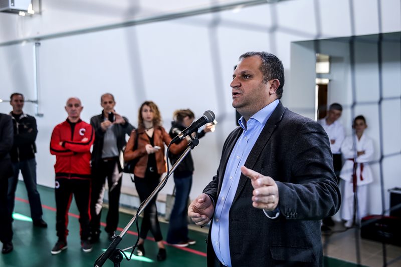 Shkolla "Shkëndija" në Hajvali bëhet me sallë të re të edukatës fizike ...
