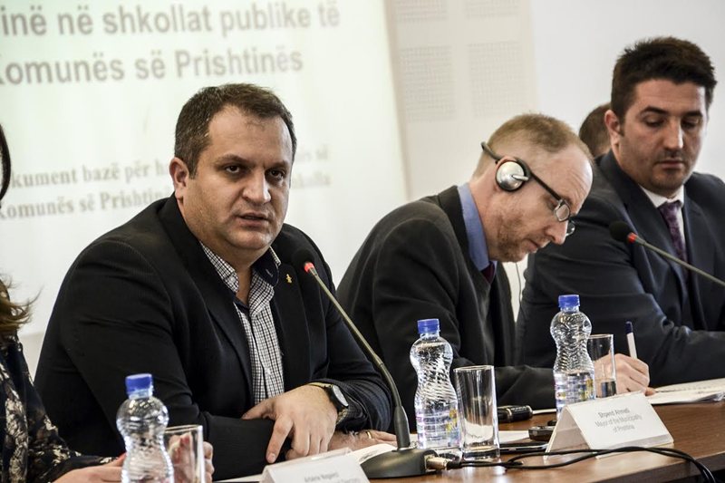 Prezantohet raporti për dhunën dhe sigurinë në shkollat publike të ...